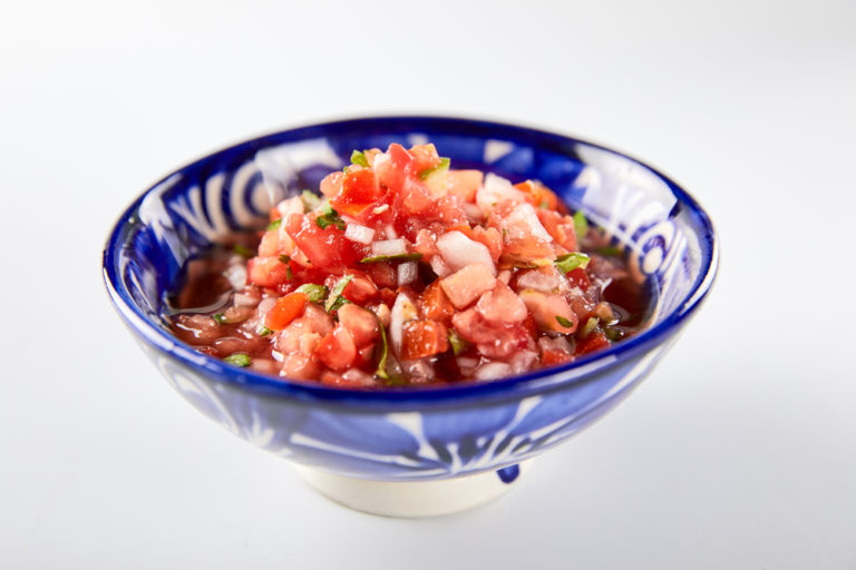 Cómo hacer tacos de lechuga con jackfruit y pico de gallo - Scoolinary