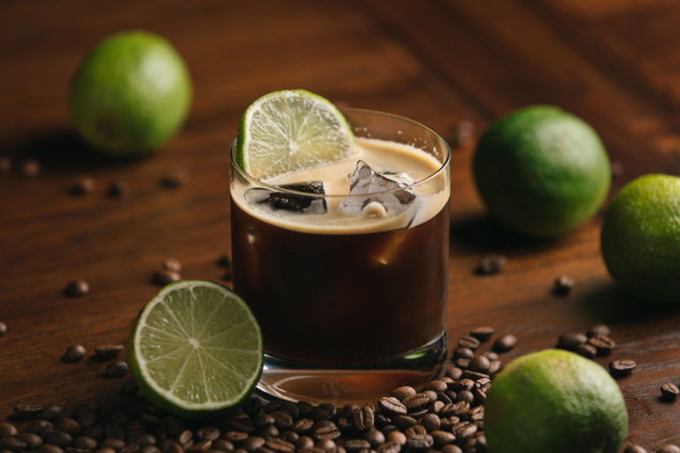 Día del cóctel: cócteles con café con y sin alcohol - Scoolinary