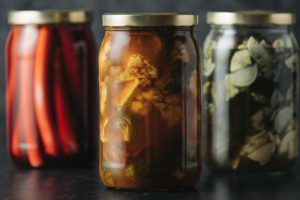 Tipos de encurtidos y métodos de conservación - Scoolinary